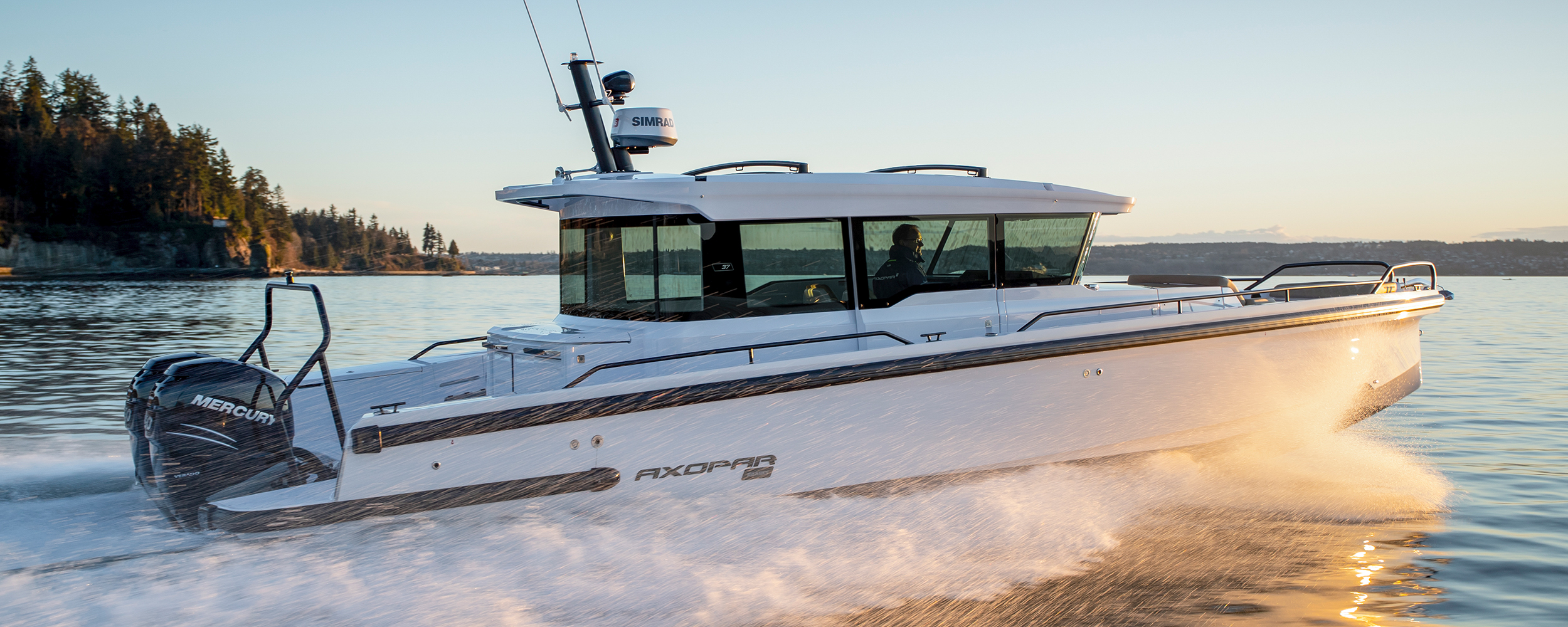 2023-axopar-37-xc-brabus-trim-wet-bar-230323